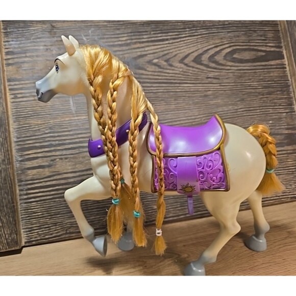 Mattel | Toys | Mattel Disney Tangled Maximus Horse 209 With Moving ...